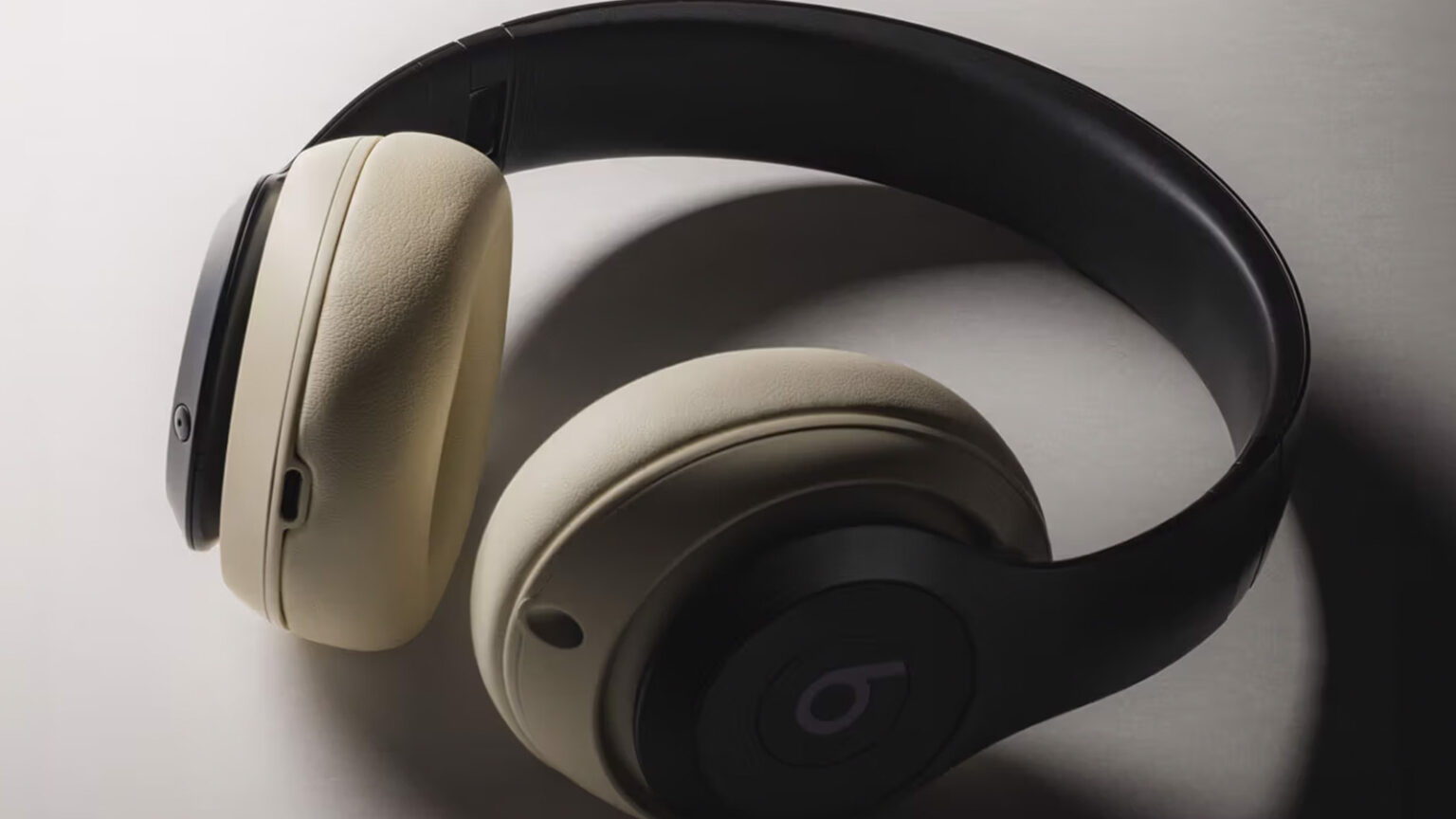 Stüssy And Beats Drop Stylish Studio Pro Headphones Collaboration - IMBOLDN