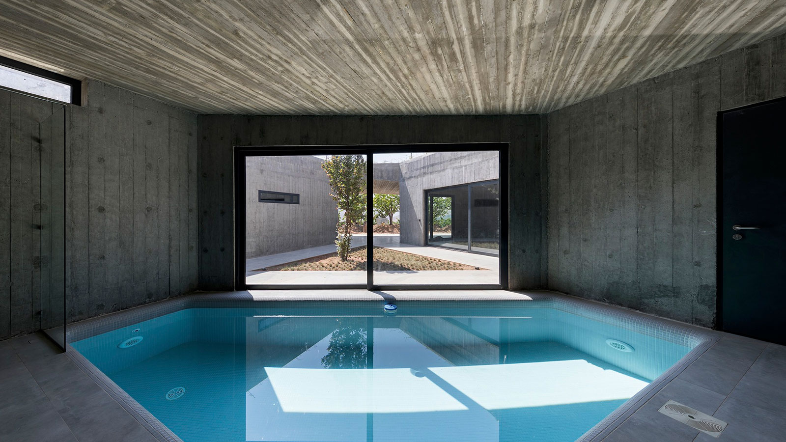 The Inside Home By Olgooco Redefines Urban Living With Subterranean ...