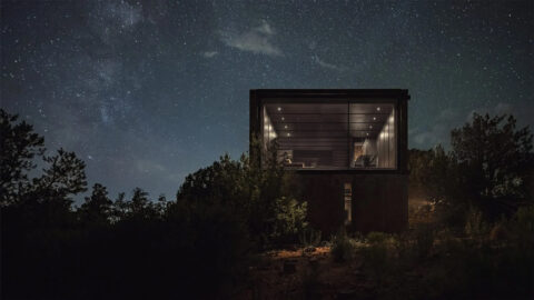 Telescope House By Wendell Burnette Architects - IMBOLDN