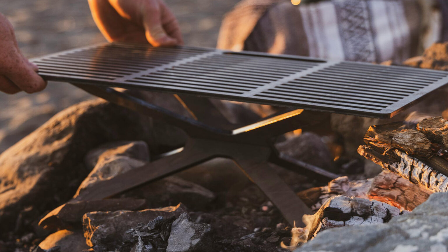 Ember Kitchen’s Open-Fire Cook Kit Ignites Adventure - IMBOLDN