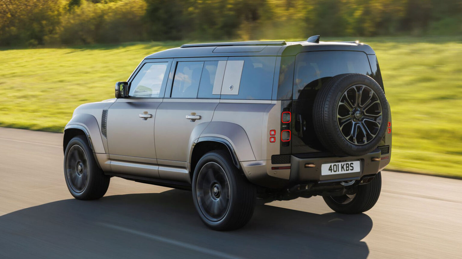 Land Rover Defender Octa Pushes SUV Limits - IMBOLDN