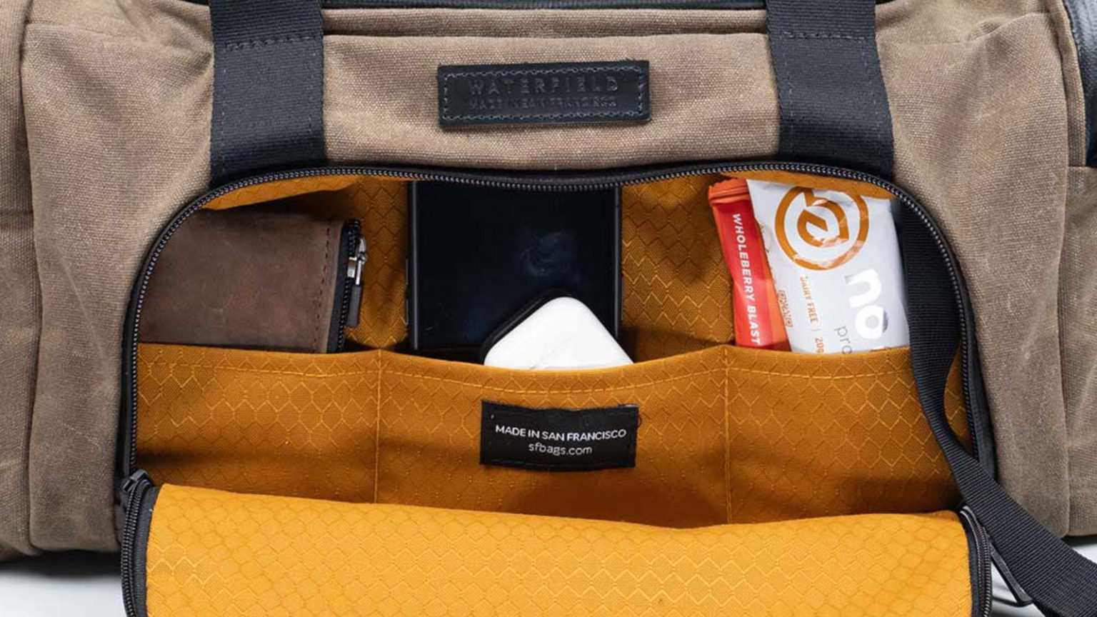 Waterfield Flex Gym Bag Goes From Office To Gym - IMBOLDN