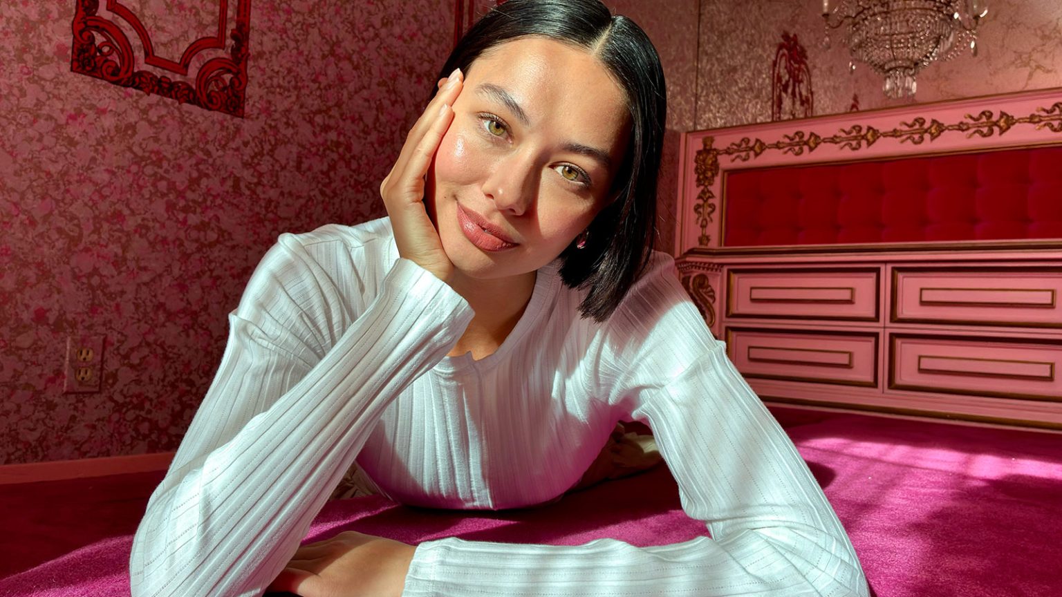 iPhone 16e: Flagship Power Meets Compact Form - IMBOLDN