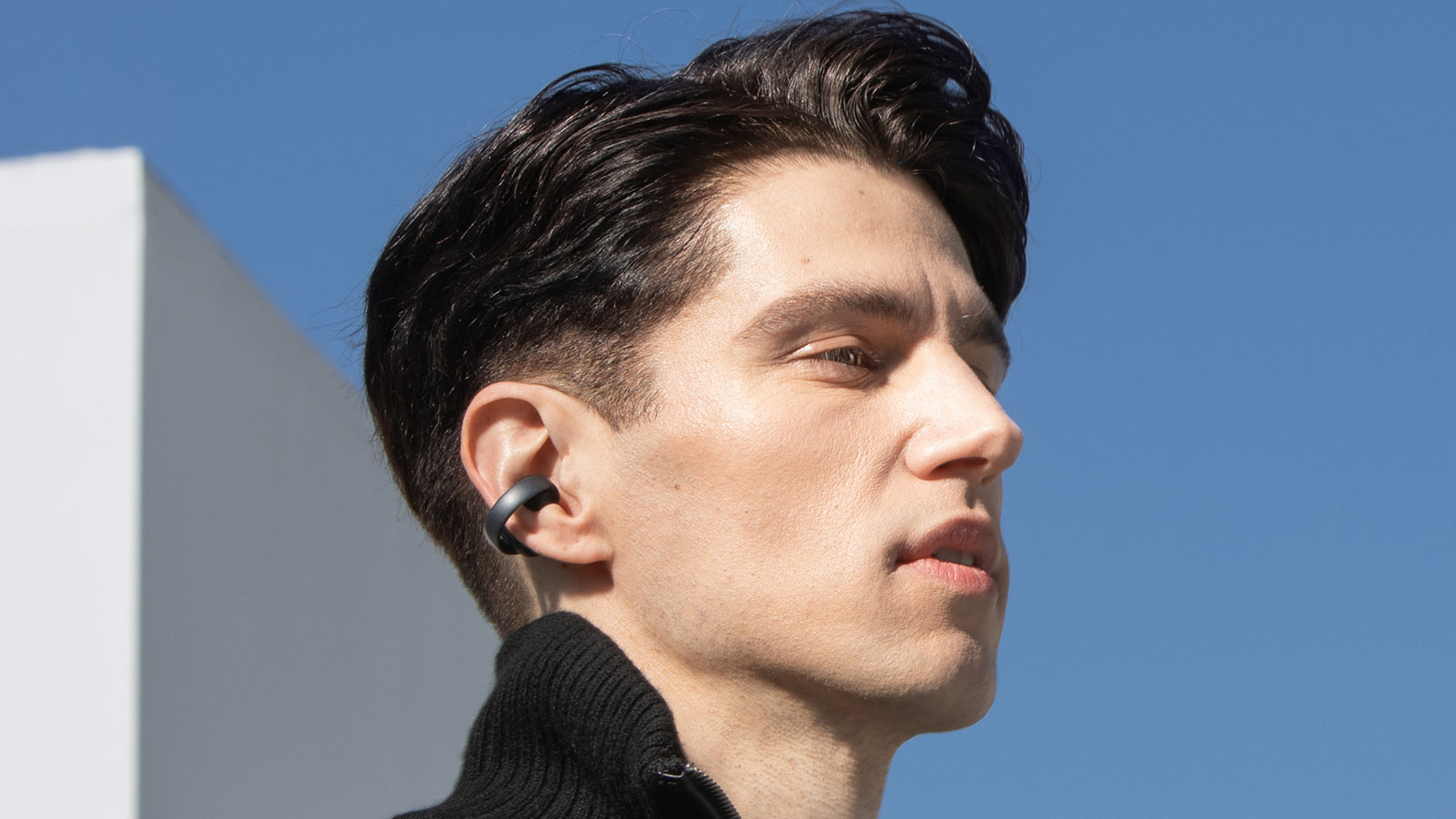Soundcore AeroClip Earbuds Redefine Open-Ear Sound - IMBOLDN