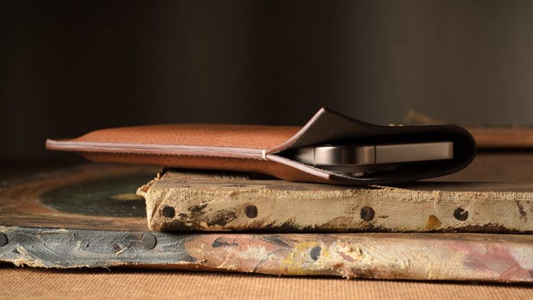 The Masterpiece Case Keeps Your iPhone Elegant And Protected - IMBOLDN