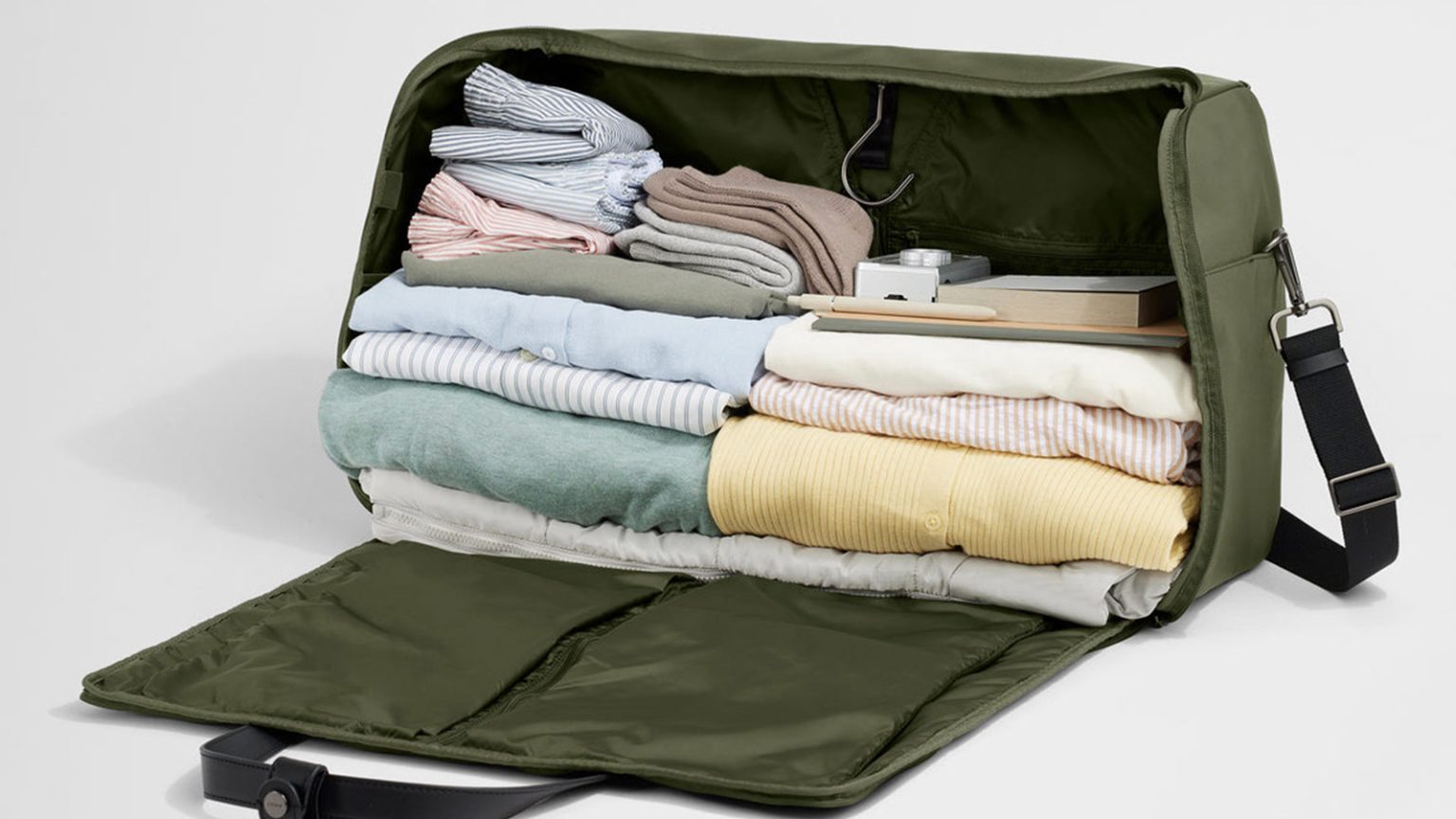 Away Garment Duffle Marries Travel With Style - IMBOLDN