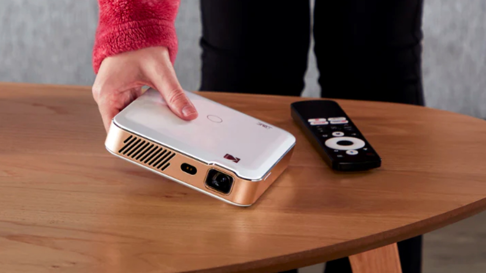 Pocket Cinema: Kodak’s Luma 500 Pico Projector - IMBOLDN