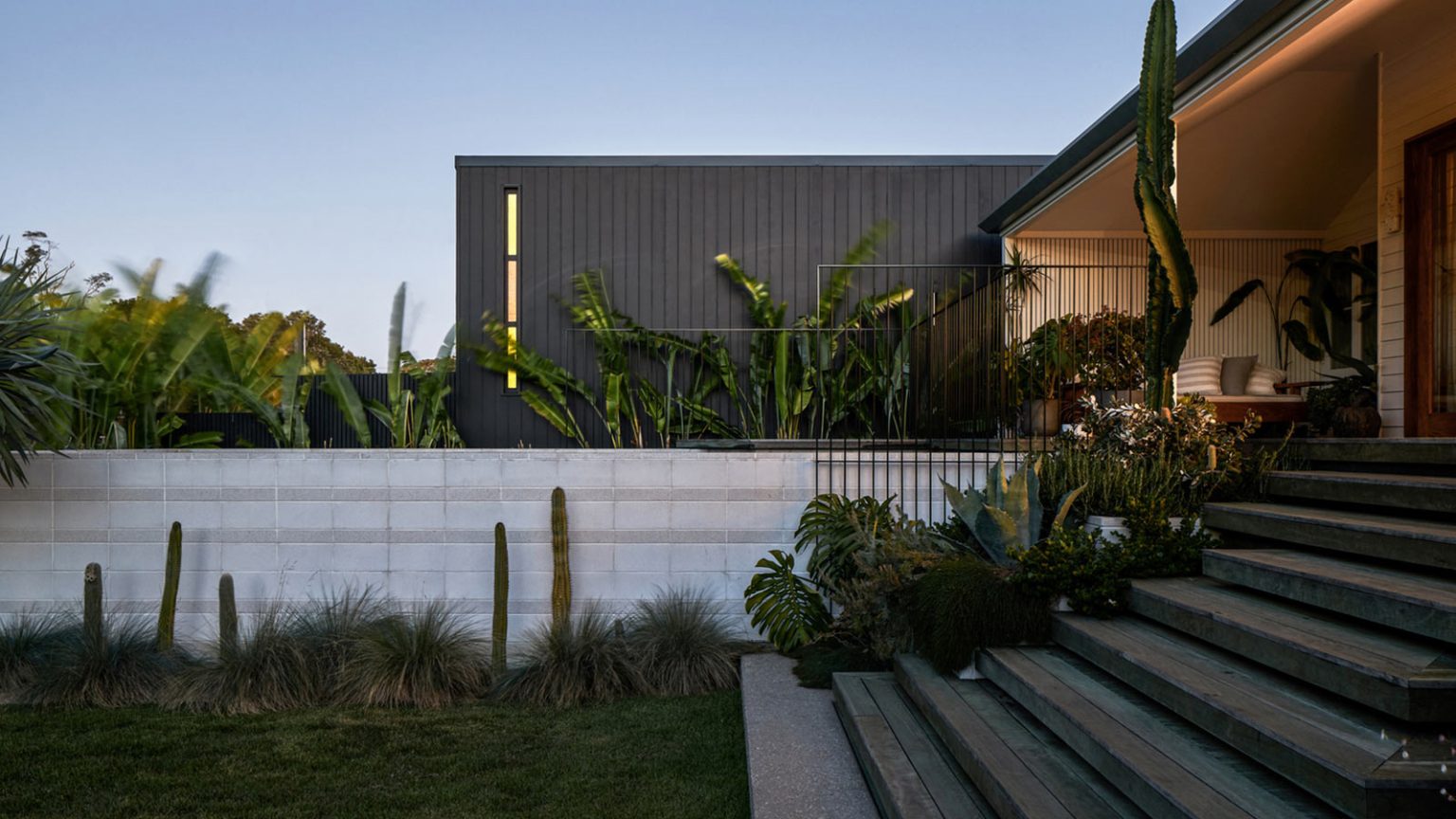 Phoenix House by HGA Is Desert Minimalism Done Right - IMBOLDN