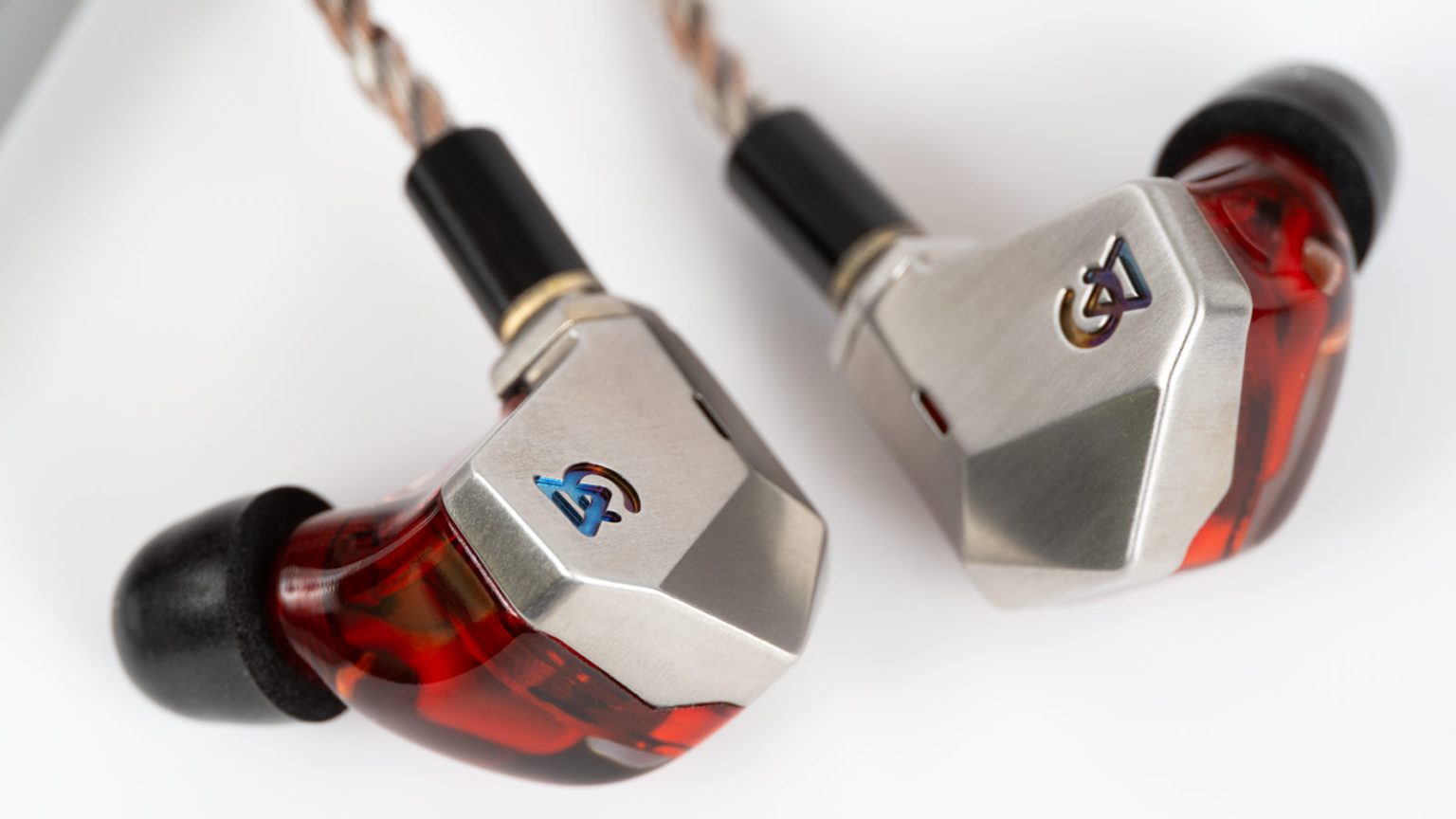 Campfire Audio’s Grand Luna IEMs Will Ruin You For Ordinary Earbuds ...